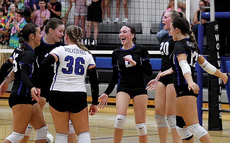 Wolverines open with a win | News, Sports, Jobs - Sun Courier